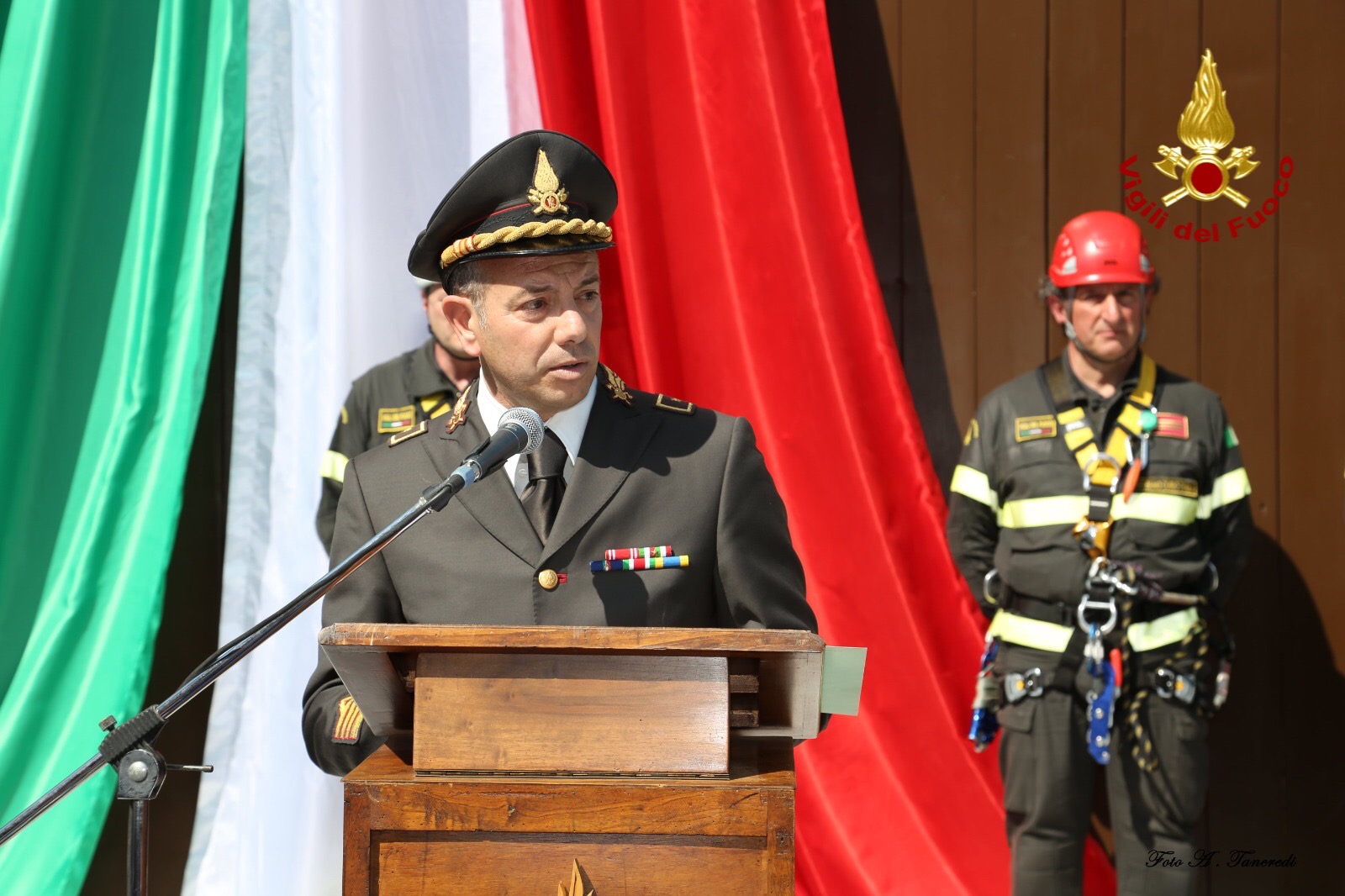 Messina, cambio alla guida del comando provinciale dei Vigili del Fuoco ... Messina, cambio alla guida del comando provinciale dei Vigili del Fuoco ...